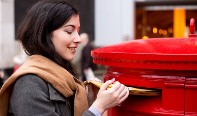 Why the UK Is Sending Postal Workers to Combat Loneliness - GOODNET ...