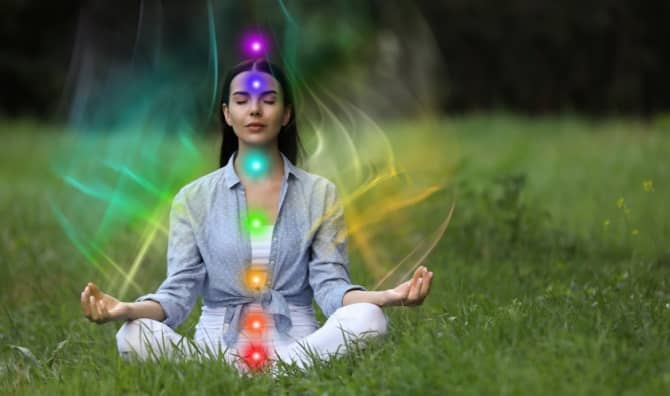 Realigning Your Chakra Energy Centers for Whole-Body Wellness - GOODNET ...