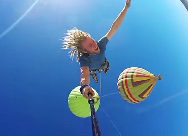 A Hot Air Balloon Meets the Bungee Jump [VIDEO] - Goodnet
