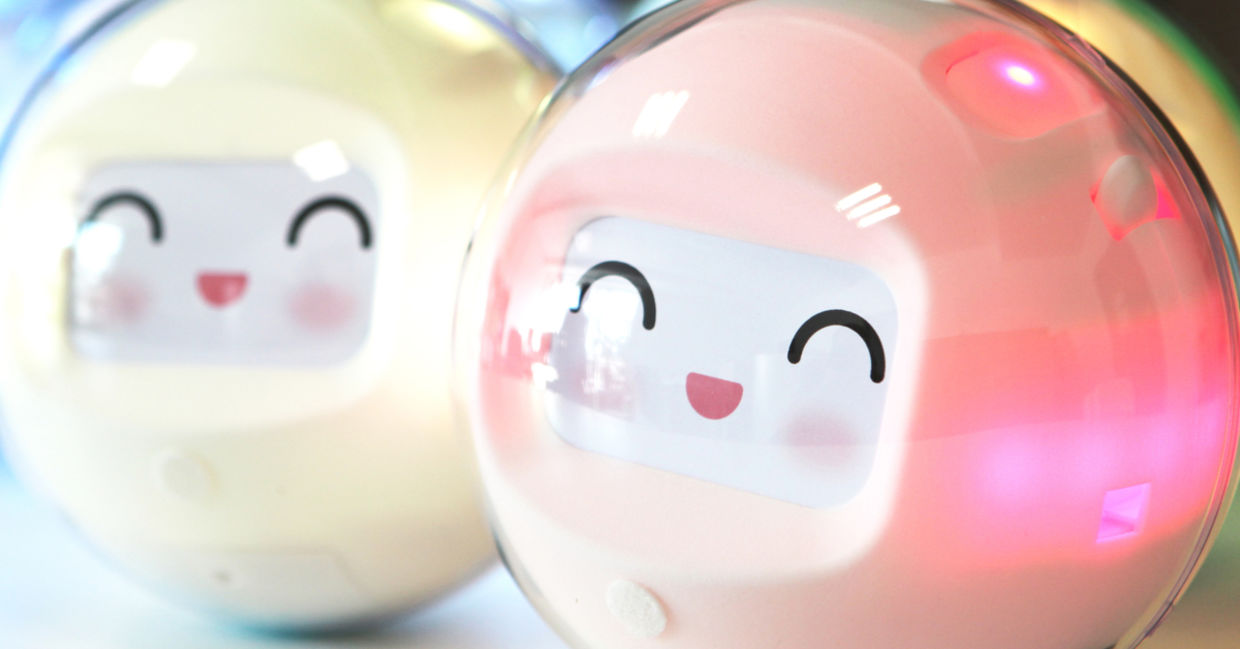 How a Robot Helps Kids With Autism Communicate Better - Goodnet