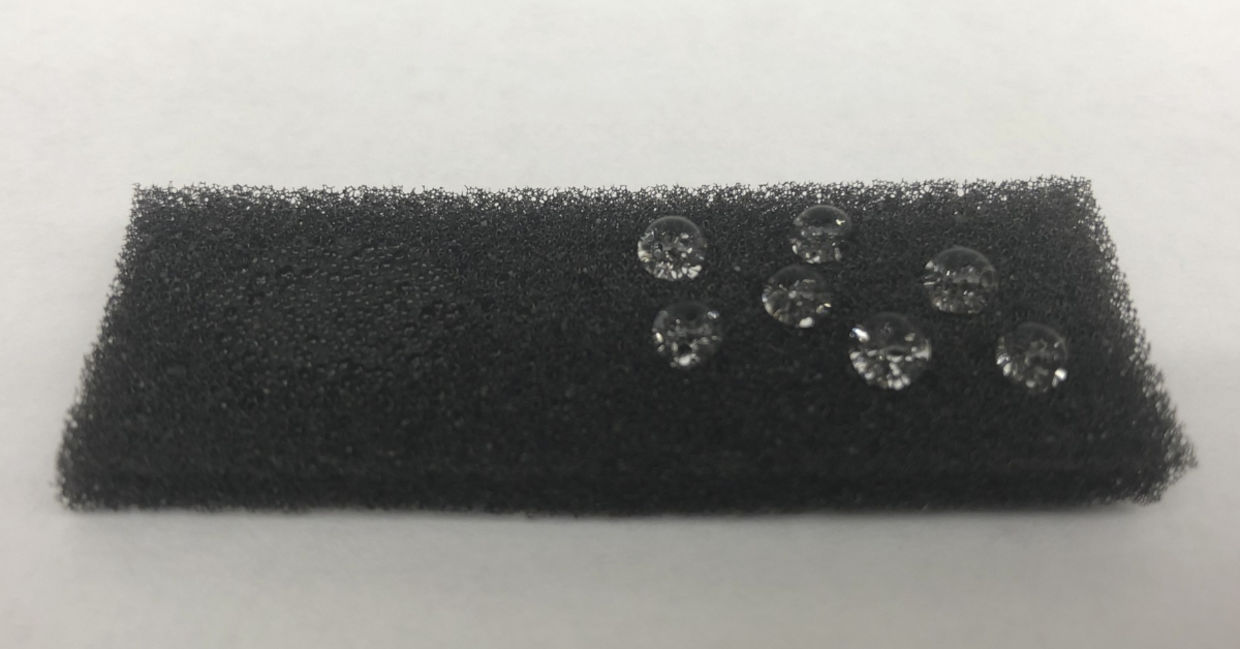 This Reusable Smart Sponge Can Clean up Oil Spills - Goodnet