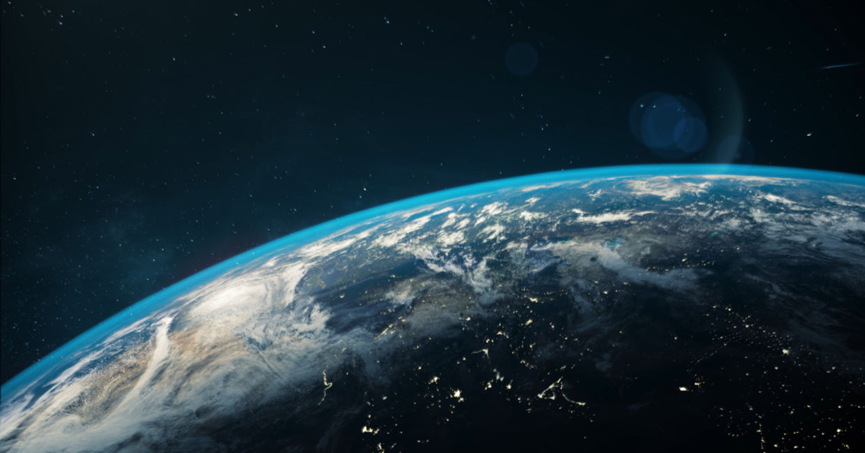 A Two-Minute Window into Outer Space - Goodnet