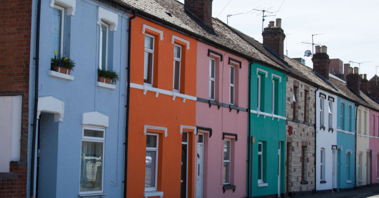 This Woman is Brightening Her Neighborhood With Rainbow Homes - Goodnet