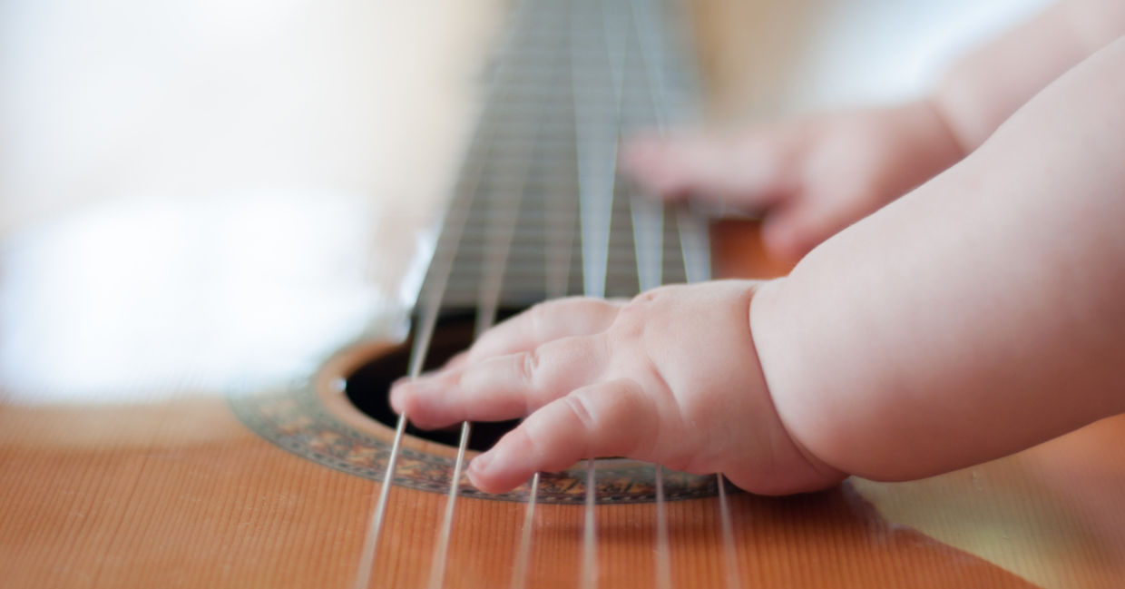 One Baby, 5 Instruments - Goodnet